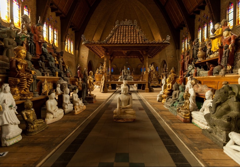 About us - Buddha statues in our show garden & gallery
