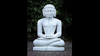 Jain Statues – Symbols of Stillness, Ahimsa, and Liberation | Original ...