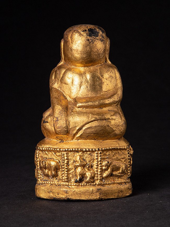 Old Buddha statue without a face from Burma (Myanmar)