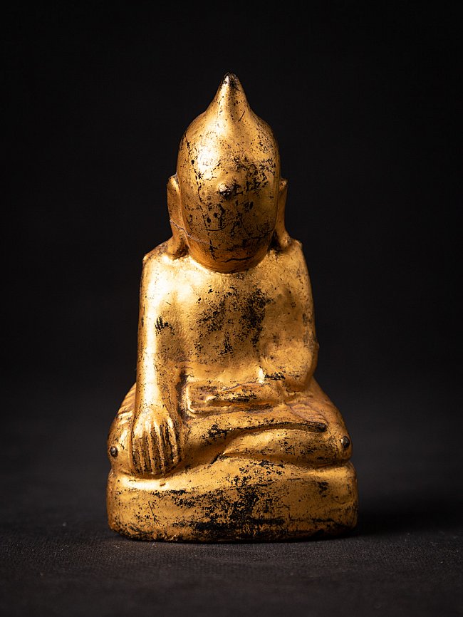 Antique Buddha statue without face from Burma