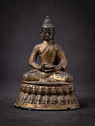 Antique bronze Nepali Buddha statue from Nepal