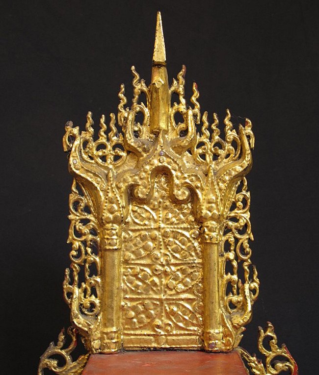 Antiker Buddha Altar aus Birma (Myanmar)