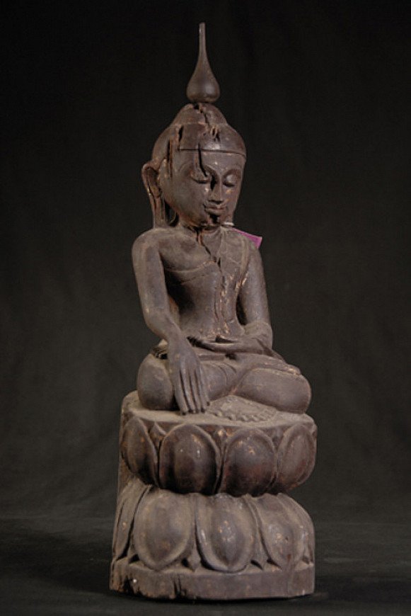 Alter sitzender Buddha aus Birma (Myanmar)