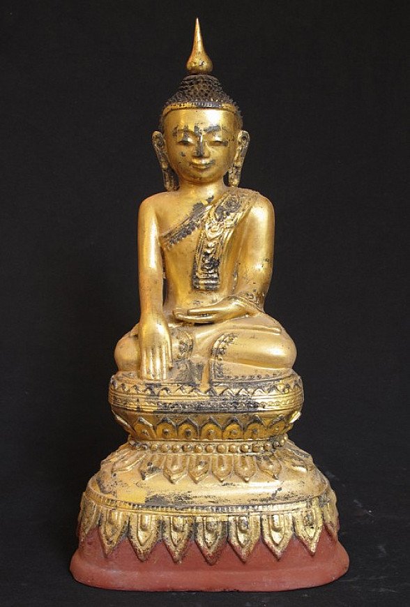 Alter Lacquerware Buddha aus Birma (Myanmar)